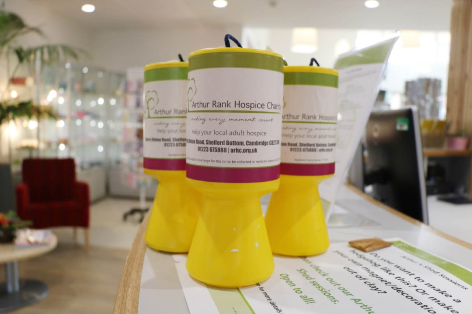 Host a collection tin - Arthur Rank Hospice Charity