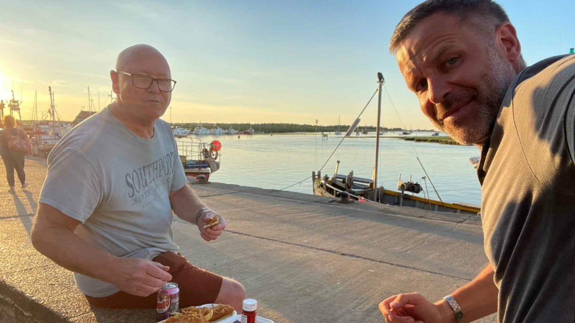 Son cycles across Britain in memory of his dad - Arthur Rank Hospice ...